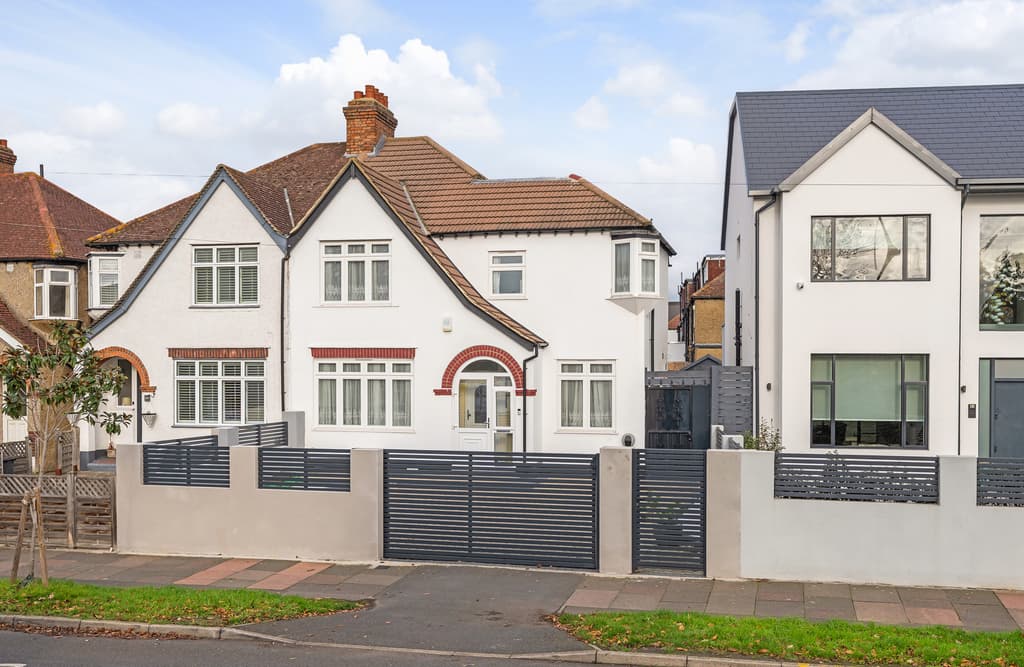 Properties for sale in BR3 | The Address